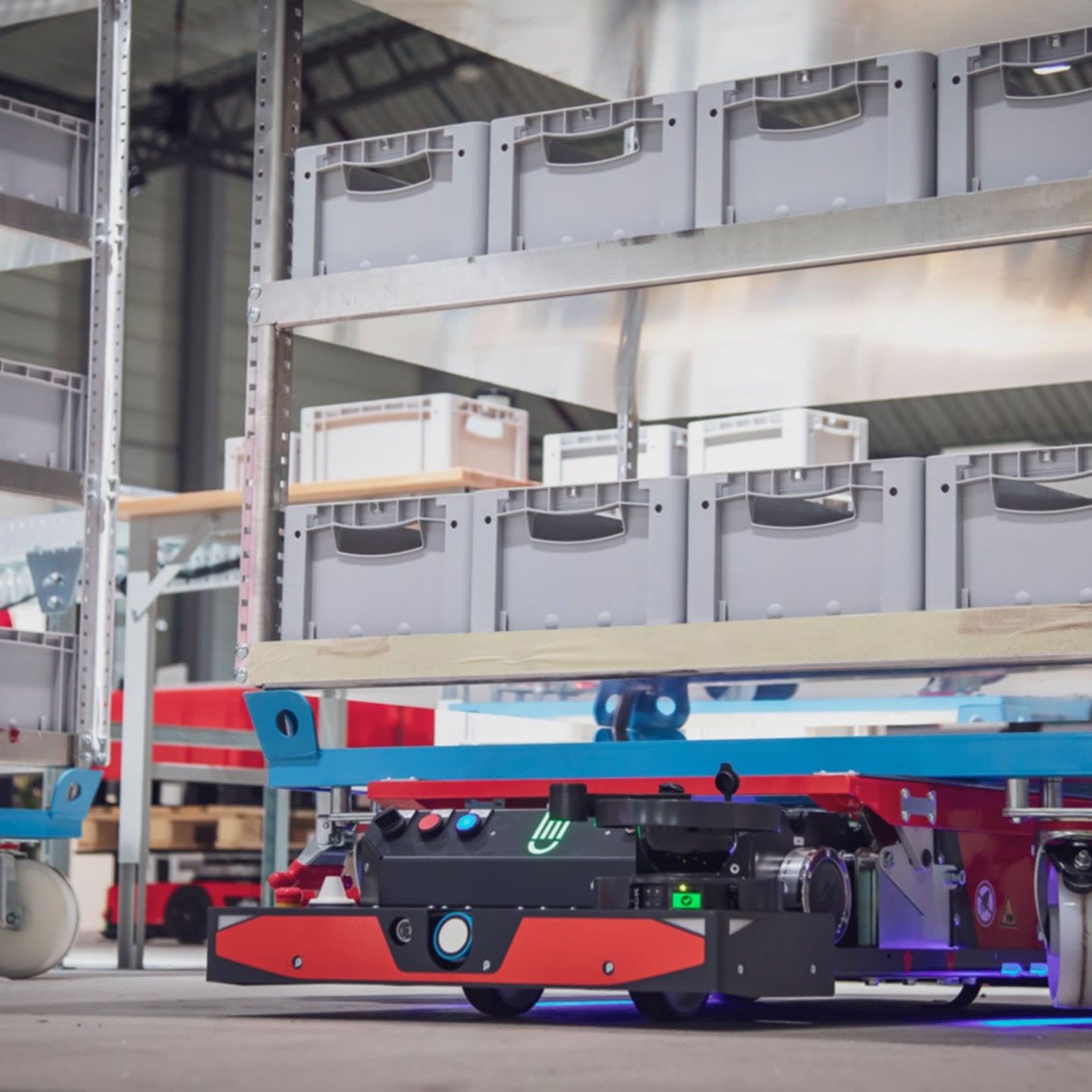 Effiziente Autonome Mobile Roboter (AMR) für die Intralogistik | AMR ...